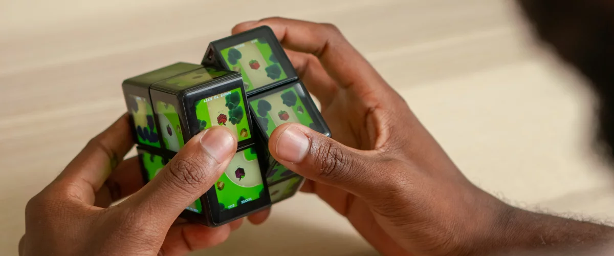 WOWCUBE® ENTERTAINMENT SYSTEM